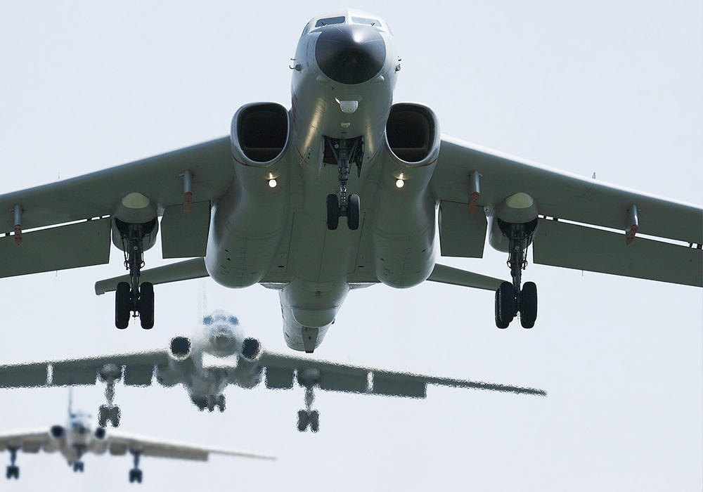 [2017년 2월호] 전략폭격기, KADIZ 진입 배경은?